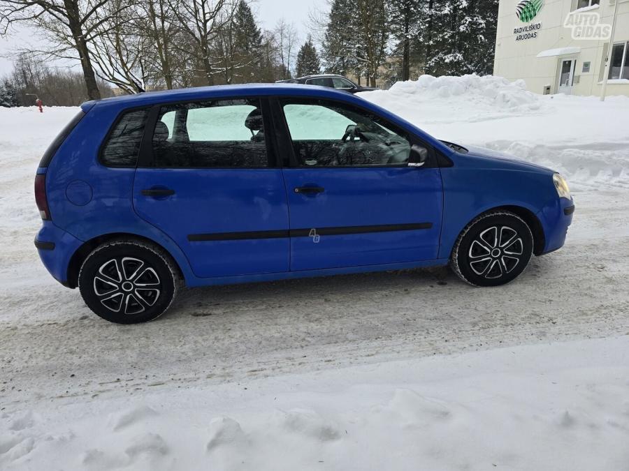 Zils Volkswagen Polo 2006 Radviliškis, ar dzinēja tilpumu 1.40 L un nobraukumu 308 tūkst. km par 999 €, foto 11 vietnē AUTOMOTO.COM.LV