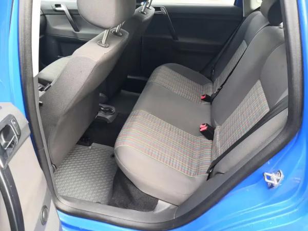 Blue Volkswagen Polo 2006 in Riga, with an engine capacity of 1.90 L and mileage of 317 thousand km for 2000 €, photo 9 on AUTOMOTO.COM.LV