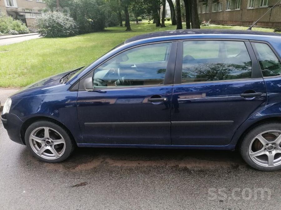 Zils Volkswagen Polo 2006 Rīga, ar dzinēja tilpumu 1.40 L un nobraukumu 390 tūkst. km par 720 €, foto 6 vietnē AUTOMOTO.COM.LV