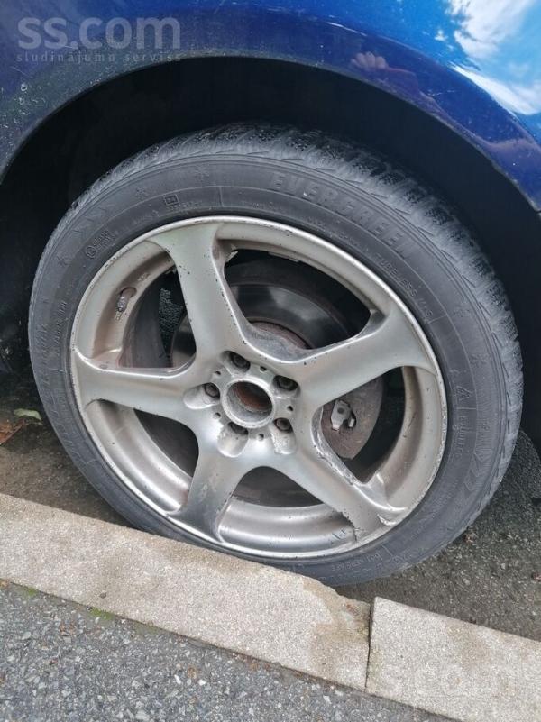 Zils Volkswagen Polo 2006 Rīga, ar dzinēja tilpumu 1.40 L un nobraukumu 390 tūkst. km par 720 €, foto 9 vietnē AUTOMOTO.COM.LV