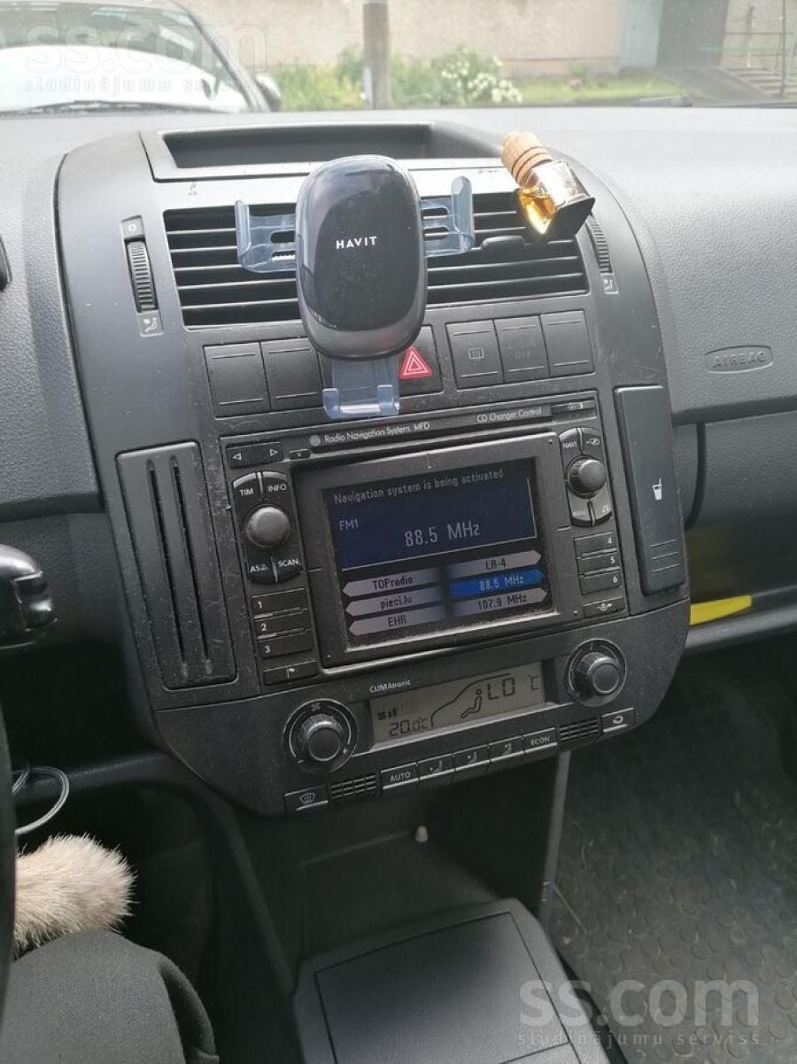 Zils Volkswagen Polo 2006 Rīga, ar dzinēja tilpumu 1.40 L un nobraukumu 390 tūkst. km par 720 €, foto 14 vietnē AUTOMOTO.COM.LV