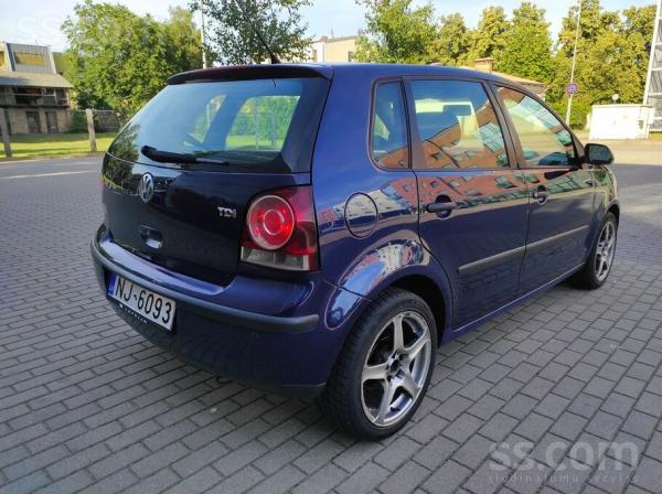 Zils Volkswagen Polo 2006 Ventspils, ar dzinēja tilpumu 1.40 L un nobraukumu 384 tūkst. km par 1550 €, foto 4 vietnē AUTOMOTO.COM.LV