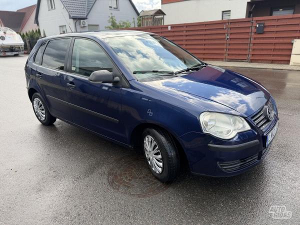 Blue Volkswagen Polo 2007 in Kaunas, with an engine capacity of 1.40 L and mileage of 345 thousand km for 1250 €, photo 3 on AUTOMOTO.COM.LV