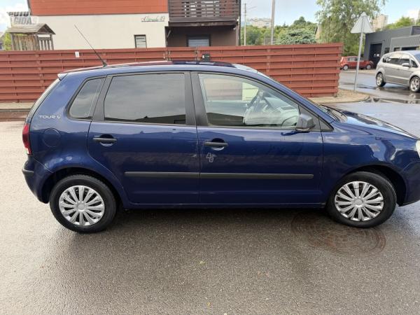 Blue Volkswagen Polo 2007 in Kaunas, with an engine capacity of 1.40 L and mileage of 345 thousand km for 1250 €, photo 4 on AUTOMOTO.COM.LV