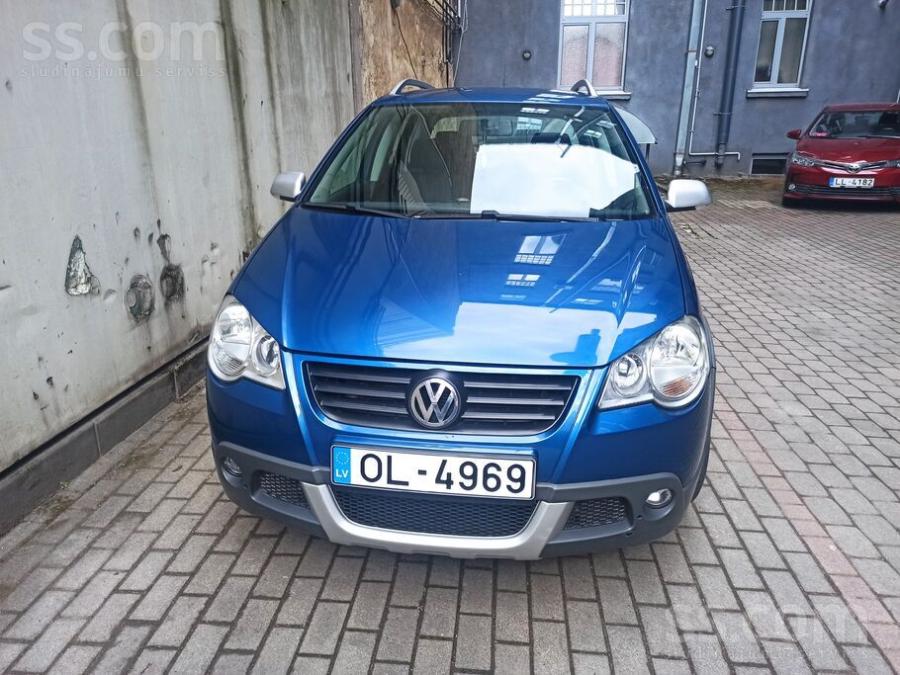 Blue Volkswagen Polo 2007 in Riga, with an engine capacity of 1.60 L and mileage of 141 thousand km for 3650 €, photo 1 on AUTOMOTO.COM.LV