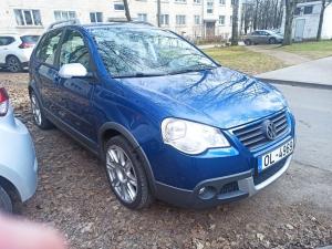 Blue Volkswagen Polo 2007 in Riga, with an engine capacity of 1.60 L and mileage of 141 thousand km for 3650 €, photo 9 on AUTOMOTO.COM.LV