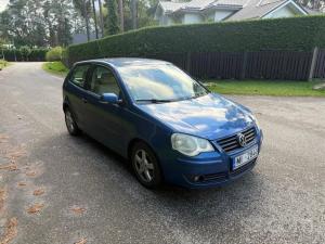 Zils Volkswagen Polo 2007 Rīga, ar dzinēja tilpumu 1.90 L un nobraukumu 334 tūkst. km par 650 €, foto 4 vietnē AUTOMOTO.COM.LV