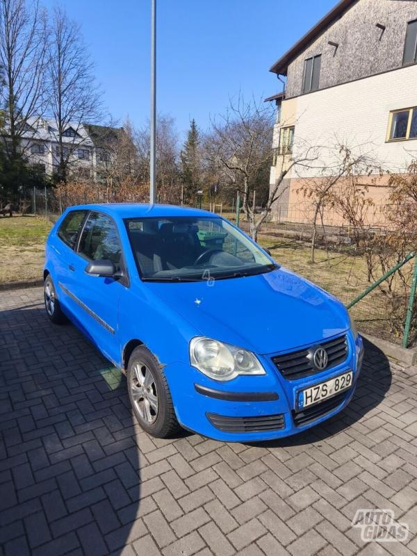 Zils Volkswagen Polo 2008 Kauņa, ar dzinēja tilpumu 1.40 L un nobraukumu 215 tūkst. km par 350 €, foto 2 vietnē AUTOMOTO.COM.LV