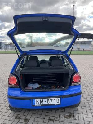 Zils Volkswagen Polo 2008 Valmiera, ar dzinēja tilpumu 1.40 L un nobraukumu 318 tūkst. km par 1250 €, foto 5 vietnē AUTOMOTO.COM.LV
