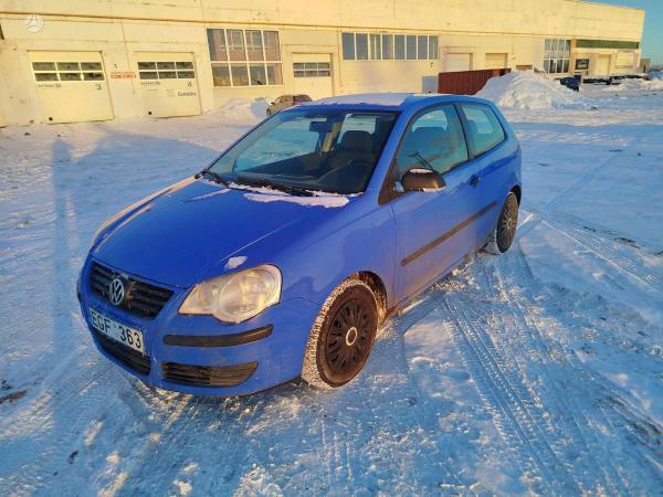 Zils Volkswagen Polo 2009 Panevēža, ar dzinēja tilpumu 1.20 L un nobraukumu 209 tūkst. km par 1300 €, foto 2 vietnē AUTOMOTO.COM.LV