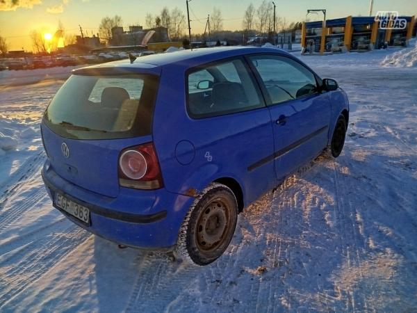 Blue Volkswagen Polo 2009 in Panevezys, with an engine capacity of 1.20 L and mileage of 209 thousand km for 999 €, photo 3 on AUTOMOTO.COM.LV