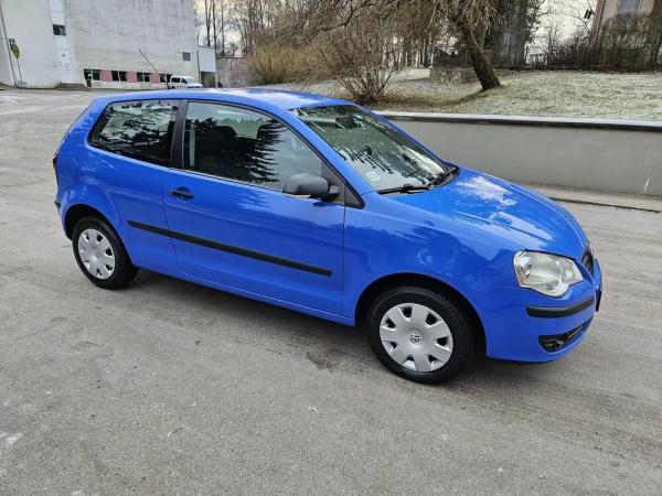Zils Volkswagen Polo 2009 Jēkabpils, ar dzinēja tilpumu 1.40 L un nobraukumu 0 tūkst. km par 2790 €, foto 4 vietnē AUTOMOTO.COM.LV