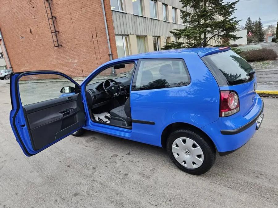 Zils Volkswagen Polo 2009 Jēkabpils, ar dzinēja tilpumu 1.40 L un nobraukumu 0 tūkst. km par 2790 €, foto 18 vietnē AUTOMOTO.COM.LV