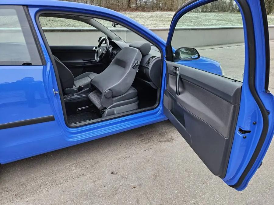 Zils Volkswagen Polo 2009 Jēkabpils, ar dzinēja tilpumu 1.40 L un nobraukumu 0 tūkst. km par 2790 €, foto 22 vietnē AUTOMOTO.COM.LV