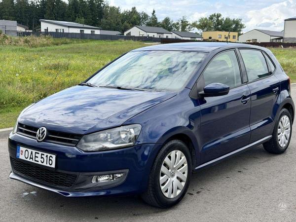 Zils Volkswagen Polo 2009 Viļņa, ar dzinēja tilpumu 1.20 L un nobraukumu 205 tūkst. km par 2350 €, foto 1 vietnē AUTOMOTO.COM.LV