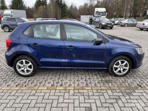 Blue Volkswagen Polo 2010 in Vilnius, with an engine capacity of 1.40 L and mileage of 142 thousand km for 1800 €, photo 4 on AUTOMOTO.COM.LV
