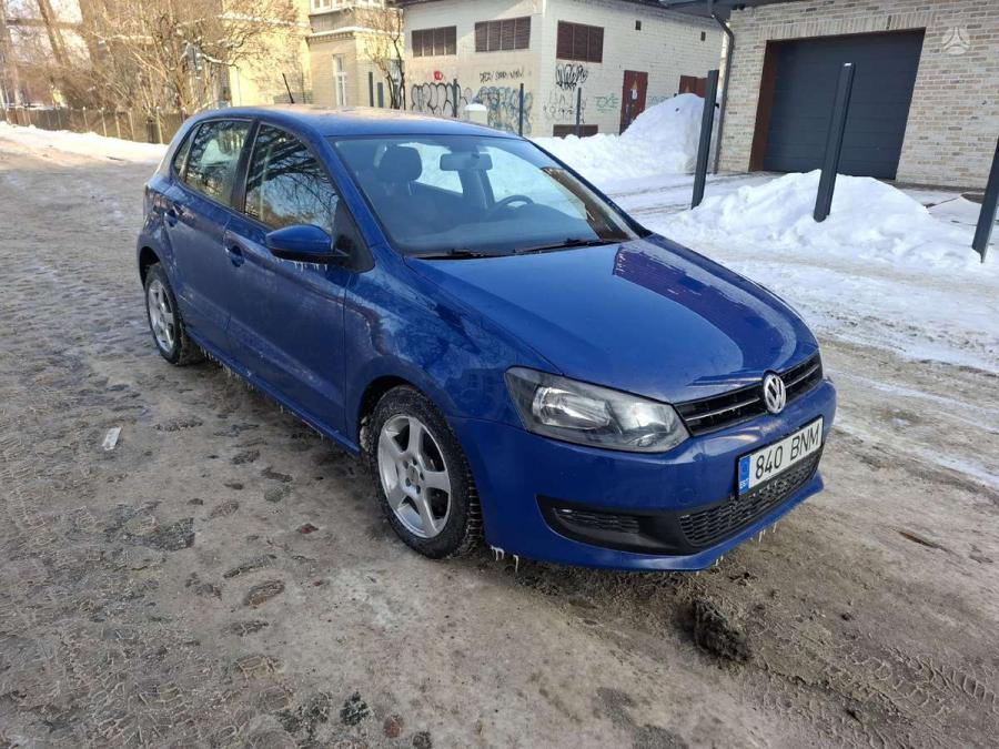 Zils Volkswagen Polo 2010 Viļņa, ar dzinēja tilpumu 1.39 L un nobraukumu 112 tūkst. km par 4700 €, foto 3 vietnē AUTOMOTO.COM.LV