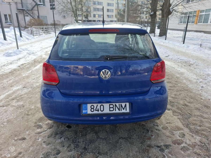 Zils Volkswagen Polo 2010 Viļņa, ar dzinēja tilpumu 1.39 L un nobraukumu 112 tūkst. km par 4700 €, foto 6 vietnē AUTOMOTO.COM.LV