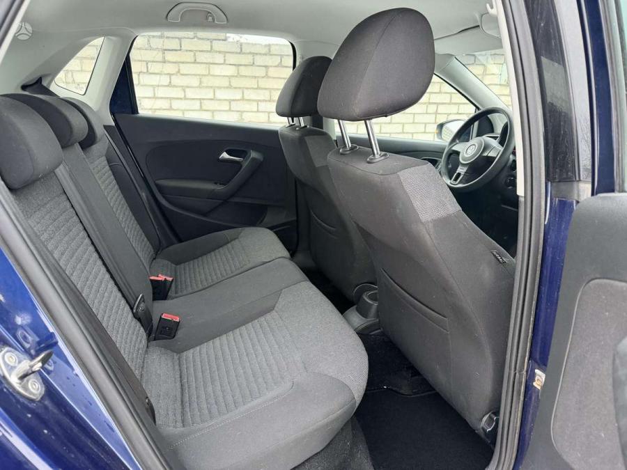 Zils Volkswagen Polo 2010 Kauņa, ar dzinēja tilpumu 1.60 L un nobraukumu 286 tūkst. km par 4450 €, foto 13 vietnē AUTOMOTO.COM.LV