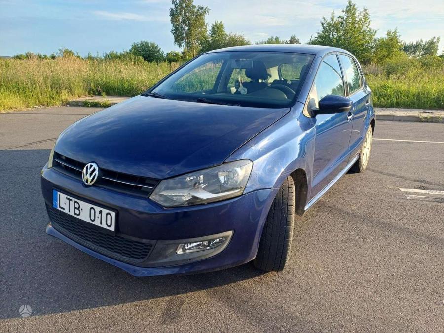 Zils Volkswagen Polo 2010 Viļņa, ar dzinēja tilpumu 1.20 L un nobraukumu 204 tūkst. km par 2700 €, foto 1 vietnē AUTOMOTO.COM.LV