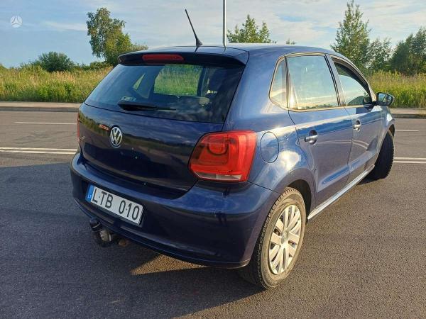 Blue Volkswagen Polo 2010 in Vilnius, with an engine capacity of 1.20 L and mileage of 204 thousand km for 2700 €, photo 9 on AUTOMOTO.COM.LV