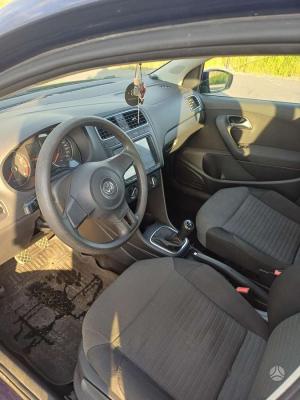 Zils Volkswagen Polo 2010 Viļņa, ar dzinēja tilpumu 1.20 L un nobraukumu 204 tūkst. km par 2700 €, foto 11 vietnē AUTOMOTO.COM.LV