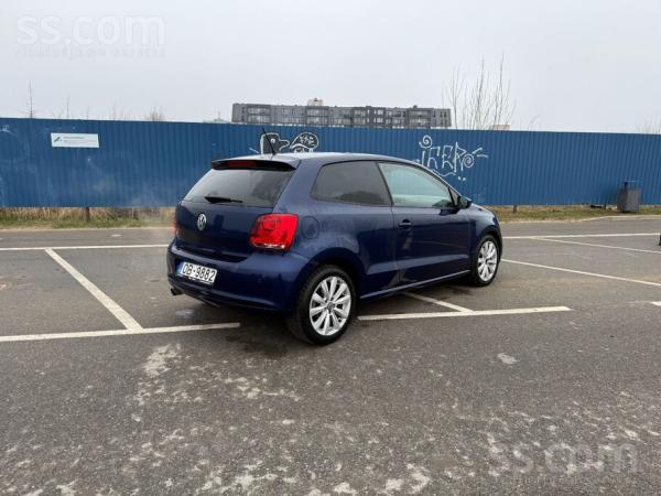 Zils Volkswagen Polo 2010 Rīga, ar dzinēja tilpumu 1.60 L un nobraukumu 199 tūkst. km par 4650 €, foto 5 vietnē AUTOMOTO.COM.LV