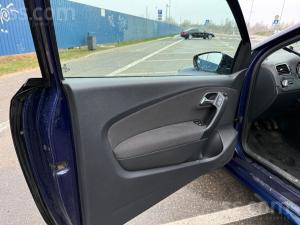 Zils Volkswagen Polo 2010 Rīga, ar dzinēja tilpumu 1.60 L un nobraukumu 199 tūkst. km par 4650 €, foto 16 vietnē AUTOMOTO.COM.LV