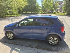 Zils Volkswagen Polo 2010 Rīga, ar dzinēja tilpumu 1.60 L un nobraukumu 234 tūkst. km par 2500 €, foto 7 vietnē AUTOMOTO.COM.LV