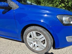 Zils Volkswagen Polo 2010 Rīga, ar dzinēja tilpumu 1.60 L un nobraukumu 234 tūkst. km par 2500 €, foto 10 vietnē AUTOMOTO.COM.LV