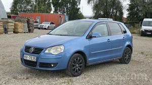 Blue Volkswagen Polo 2010 in Riga, with an engine capacity of 1.40 L and mileage of 272 thousand km for 2050 €, photo 3 on AUTOMOTO.COM.LV