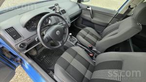 Blue Volkswagen Polo 2010 in Riga, with an engine capacity of 1.40 L and mileage of 272 thousand km for 2050 €, photo 10 on AUTOMOTO.COM.LV