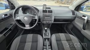Blue Volkswagen Polo 2010 in Riga, with an engine capacity of 1.40 L and mileage of 272 thousand km for 2050 €, photo 12 on AUTOMOTO.COM.LV