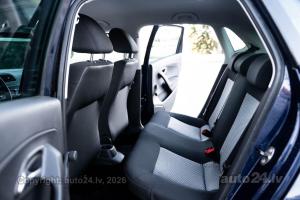 Zils Volkswagen Polo 2011 Tallina, ar dzinēja tilpumu 1.40 L un nobraukumu 127 tūkst. km par 5290 €, foto 8 vietnē AUTOMOTO.COM.LV