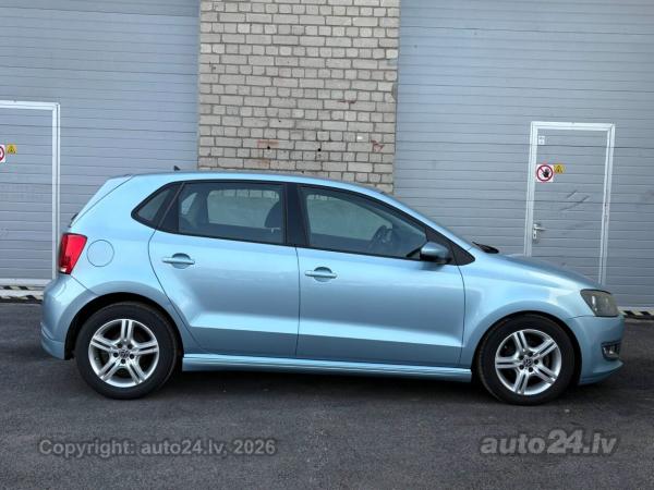 Blue Volkswagen Polo 2011 in Paide, with an engine capacity of 1.20 L and mileage of 189 thousand km for 4799 €, photo 4 on AUTOMOTO.COM.LV