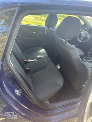 Zils Volkswagen Polo 2011 Kauņa, ar dzinēja tilpumu 1.60 L un nobraukumu 289 tūkst. km par 3200 €, foto 11 vietnē AUTOMOTO.COM.LV