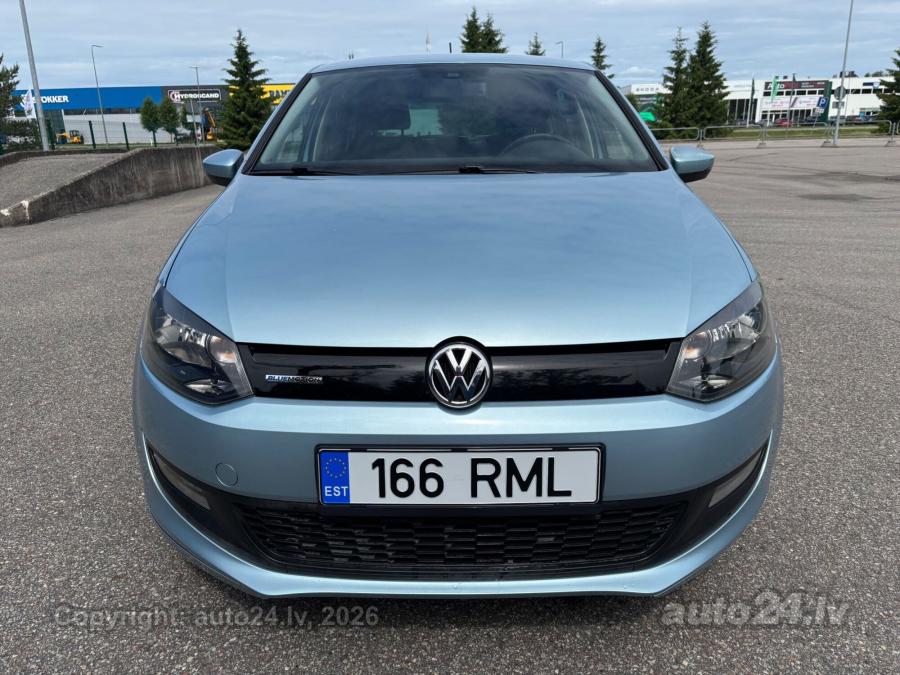 Blue Volkswagen Polo 2011 in Paide, with an engine capacity of 1.20 L and mileage of 204 thousand km for 4990 €, photo 3 on AUTOMOTO.COM.LV