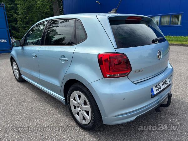 Zils Volkswagen Polo 2011 Paide, ar dzinēja tilpumu 1.20 L un nobraukumu 204 tūkst. km par 4990 €, foto 4 vietnē AUTOMOTO.COM.LV