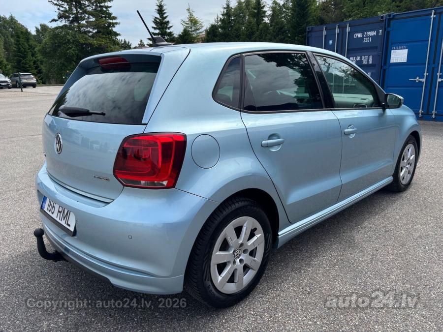Blue Volkswagen Polo 2011 in Paide, with an engine capacity of 1.20 L and mileage of 204 thousand km for 4990 €, photo 6 on AUTOMOTO.COM.LV