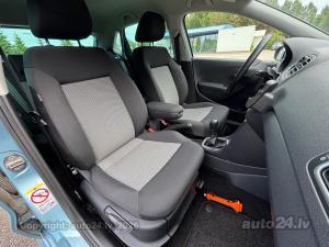 Blue Volkswagen Polo 2011 in Paide, with an engine capacity of 1.20 L and mileage of 204 thousand km for 4990 €, photo 11 on AUTOMOTO.COM.LV