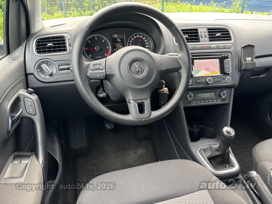 Blue Volkswagen Polo 2011 in Paide, with an engine capacity of 1.20 L and mileage of 204 thousand km for 4990 €, photo 12 on AUTOMOTO.COM.LV