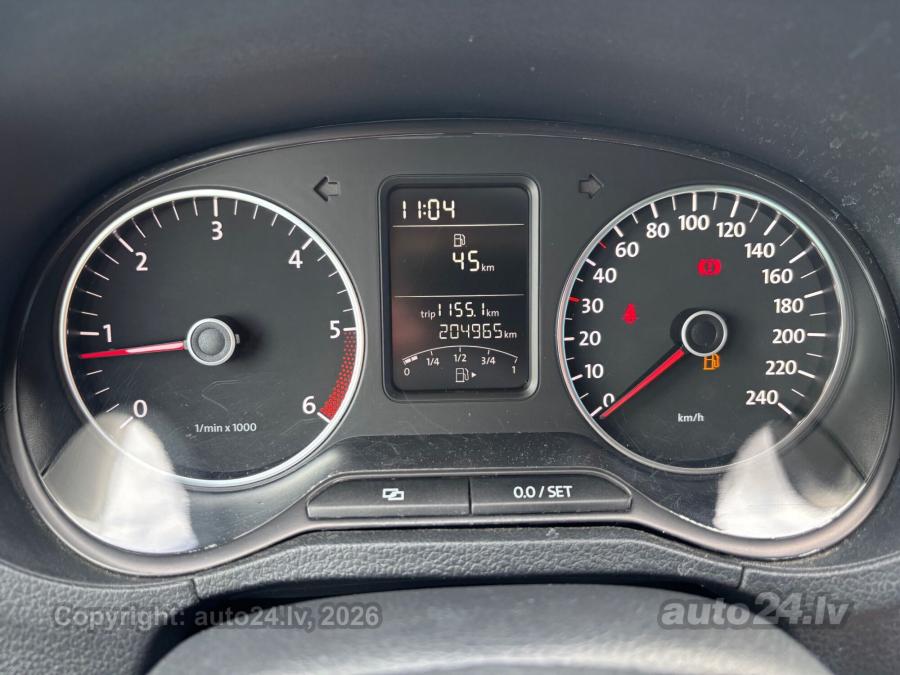 Blue Volkswagen Polo 2011 in Paide, with an engine capacity of 1.20 L and mileage of 204 thousand km for 4990 €, photo 16 on AUTOMOTO.COM.LV