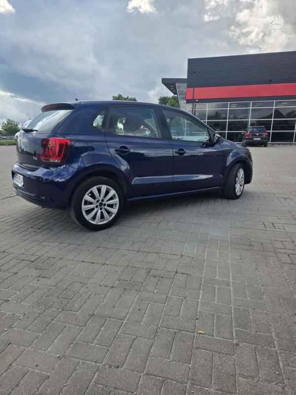 Zils Volkswagen Polo 2011 Tauragė, ar dzinēja tilpumu 1.20 L un nobraukumu 199 tūkst. km par 5500 €, foto 4 vietnē AUTOMOTO.COM.LV