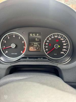 Zils Volkswagen Polo 2011 Tauragė, ar dzinēja tilpumu 1.20 L un nobraukumu 199 tūkst. km par 4700 €, foto 13 vietnē AUTOMOTO.COM.LV