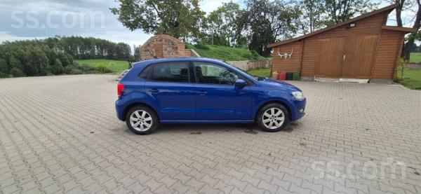 Zils Volkswagen Polo 2011 Dobele, ar dzinēja tilpumu 1.60 L un nobraukumu 310 tūkst. km par 3290 €, foto 4 vietnē AUTOMOTO.COM.LV