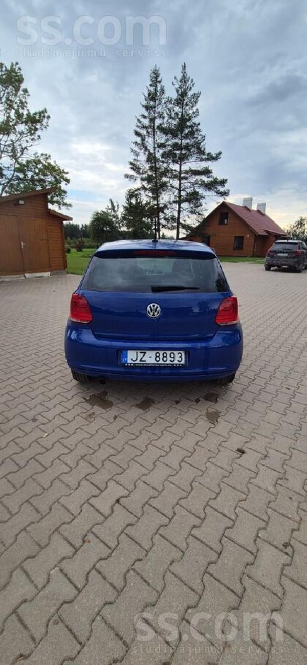 Zils Volkswagen Polo 2011 Dobele, ar dzinēja tilpumu 1.60 L un nobraukumu 310 tūkst. km par 3290 €, foto 8 vietnē AUTOMOTO.COM.LV