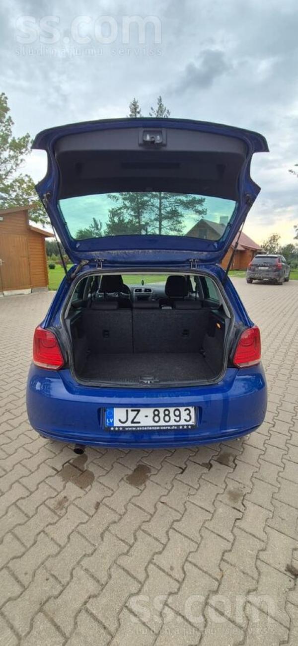 Zils Volkswagen Polo 2011 Dobele, ar dzinēja tilpumu 1.60 L un nobraukumu 310 tūkst. km par 3290 €, foto 9 vietnē AUTOMOTO.COM.LV