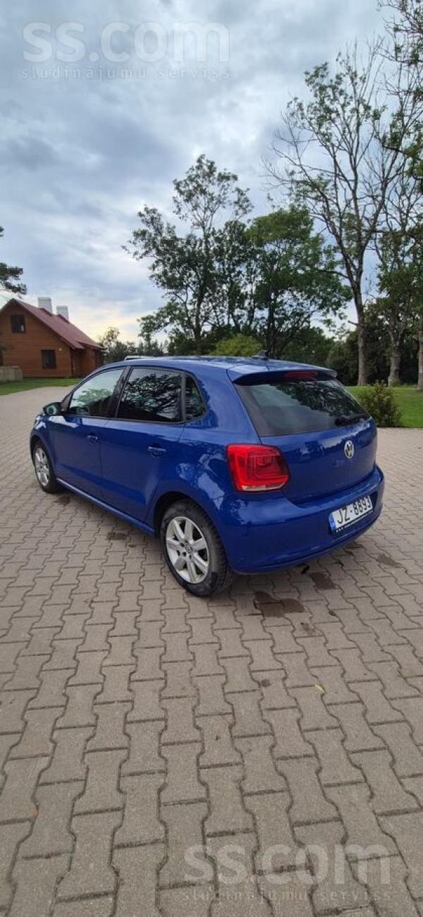 Zils Volkswagen Polo 2011 Dobele, ar dzinēja tilpumu 1.60 L un nobraukumu 310 tūkst. km par 3290 €, foto 11 vietnē AUTOMOTO.COM.LV