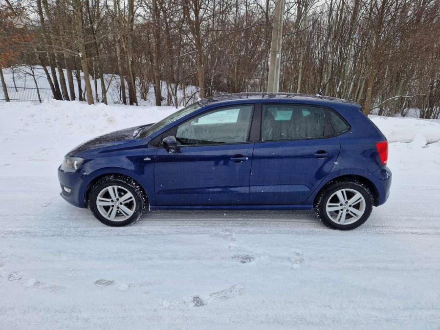 Zils Volkswagen Polo 2012 Kelmė, ar dzinēja tilpumu 1.20 L un nobraukumu 121 tūkst. km par 4550 €, foto 5 vietnē AUTOMOTO.COM.LV