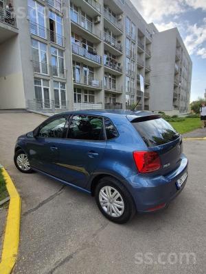 Zils Volkswagen Polo 2014 Rīga, ar dzinēja tilpumu 1.20 L un nobraukumu 104 tūkst. km par 7200 €, foto  vietnē AUTOMOTO.COM.LV